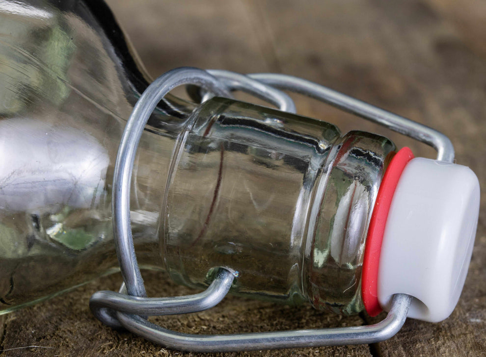 8.5 oz Swing Top Glass Bottle with Stainless Steel Wire Air Tight Leak ...